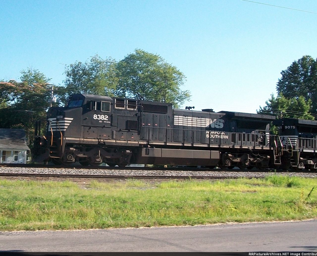 NS 8382